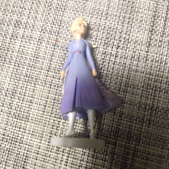 Disney | Toys | Disney Frozen 2 Elsa Toy Figure | Poshmark